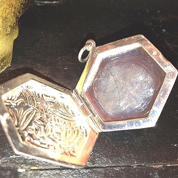 925 Sterling Silver | Jewelry | 925 Sterling Silver Locket Vintage ...